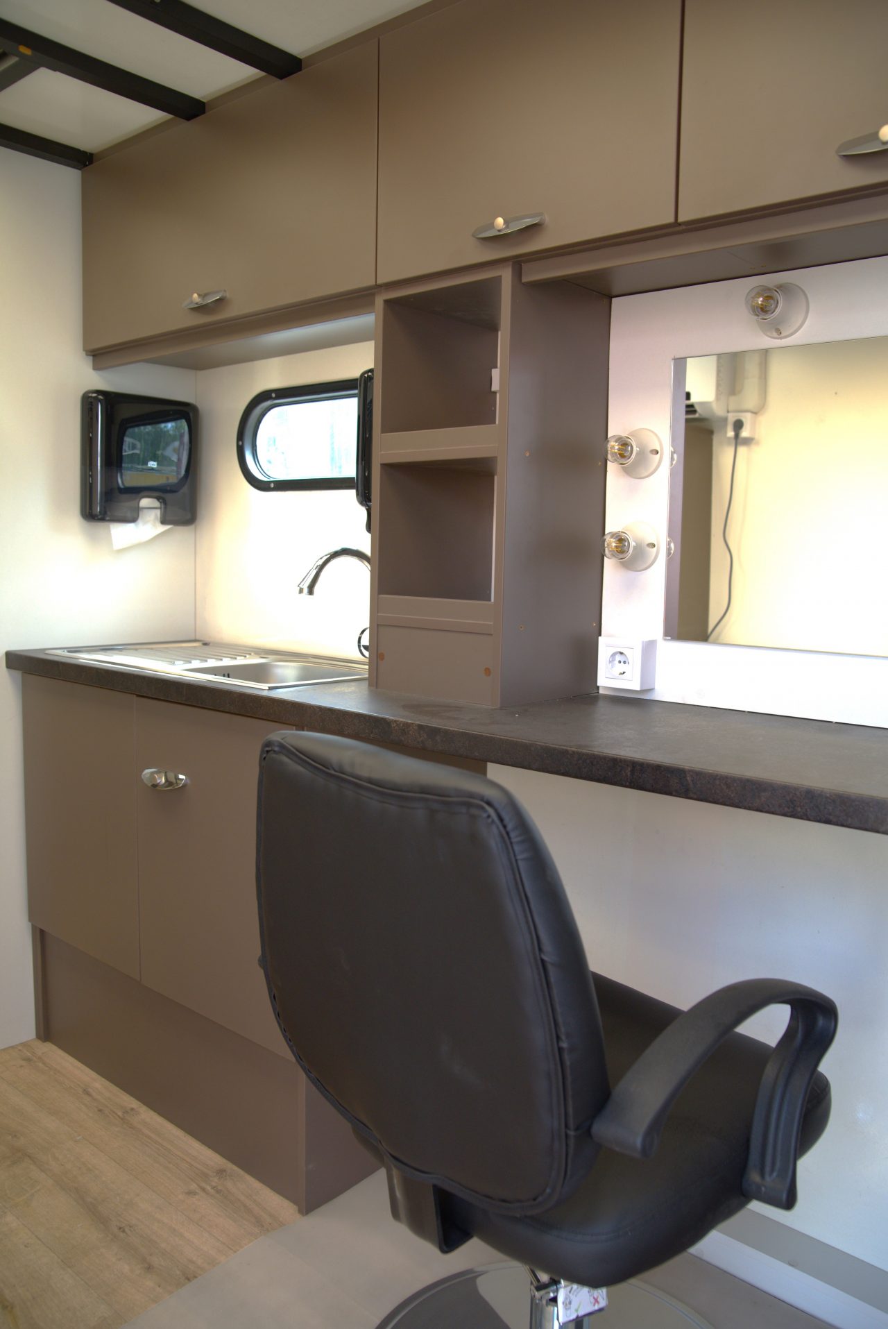 Wardrobe – Makeup Van | ORIGO Rentals